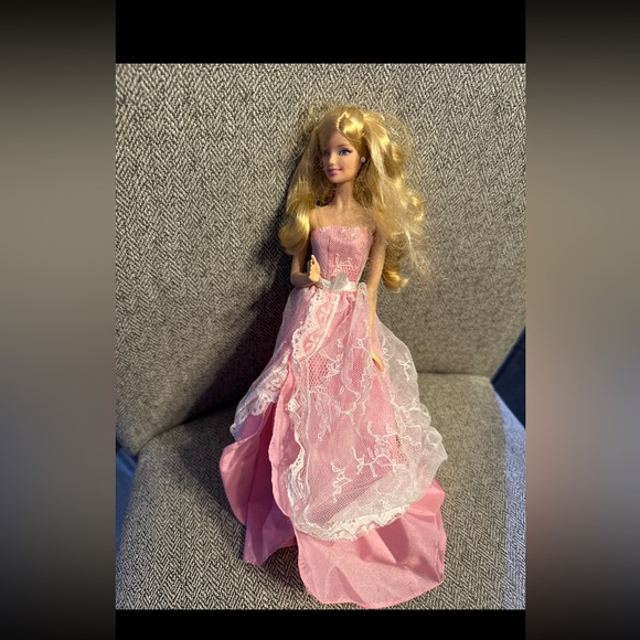 Barbie | Toys | Model Muse Collector Barbie Smiling Face Blonde Hair ...